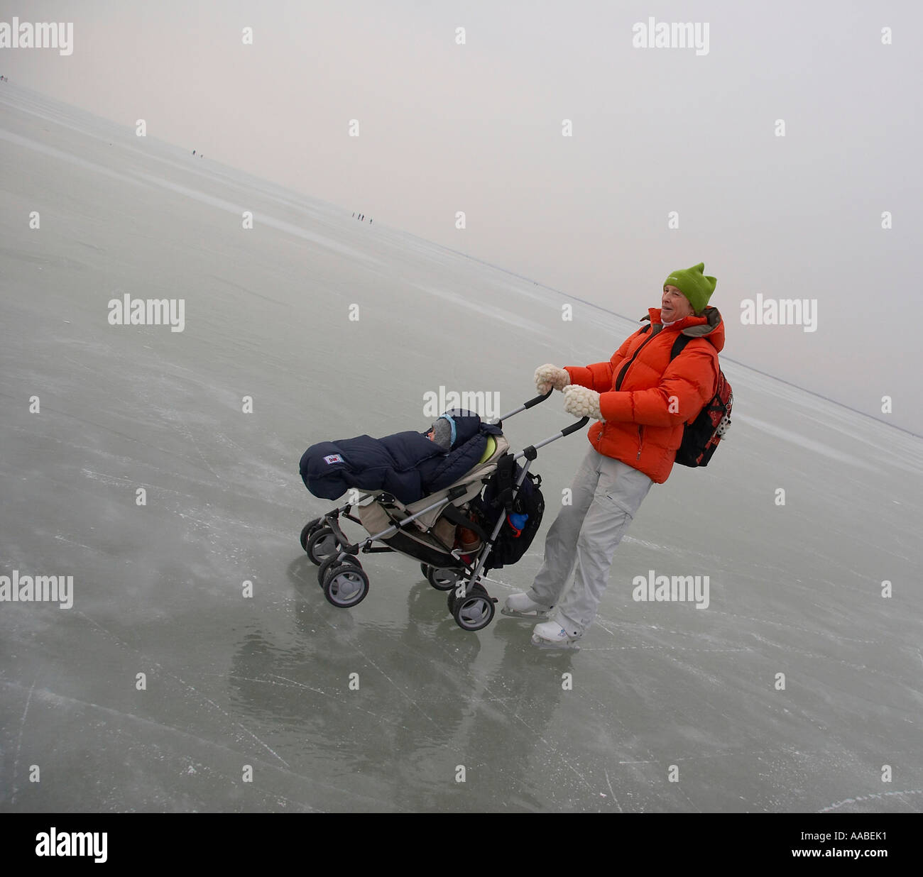 Woman baby infants carriages hi-res stock photography and images - Alamy