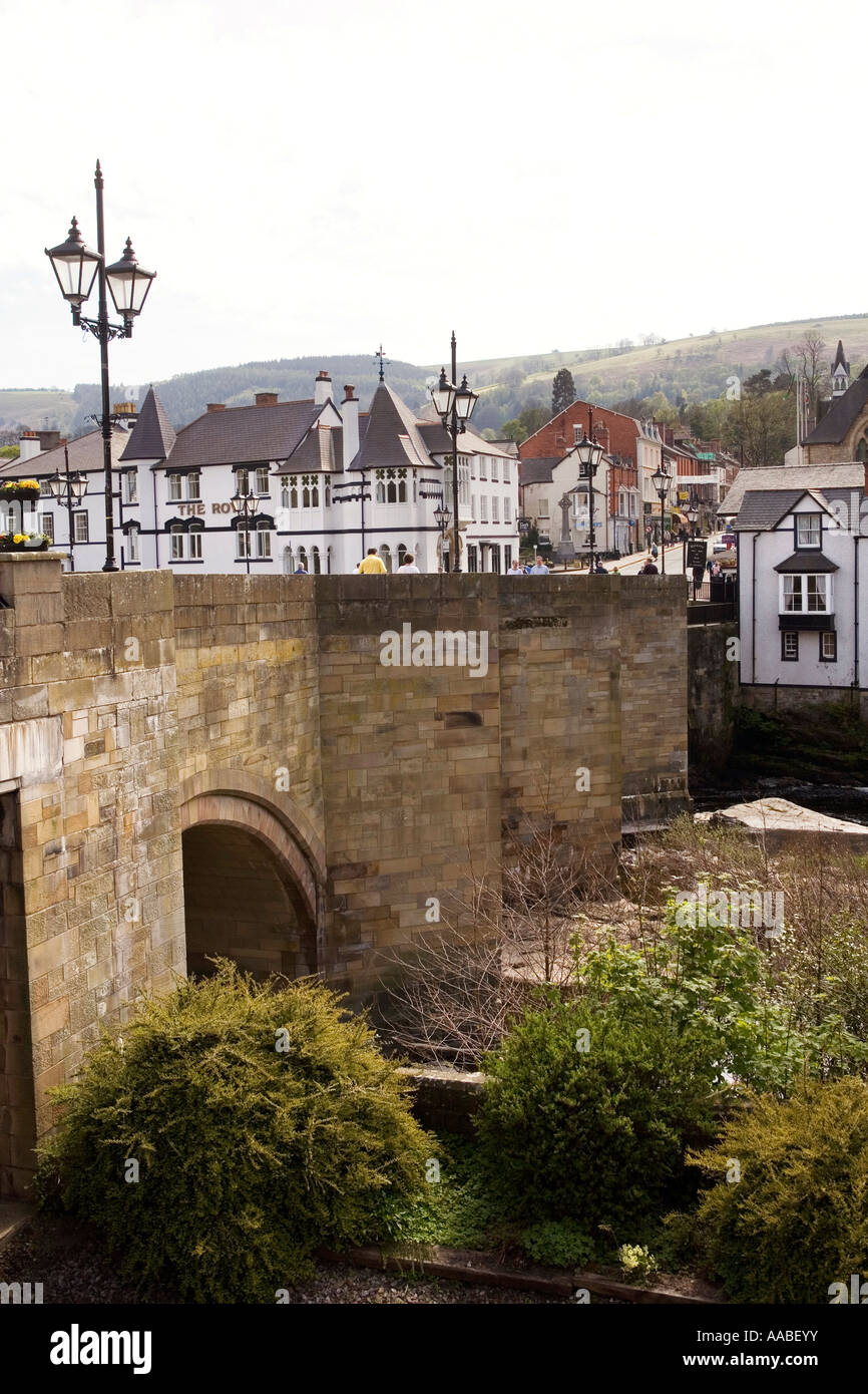Llangollen town shop hi-res stock photography and images - Alamy