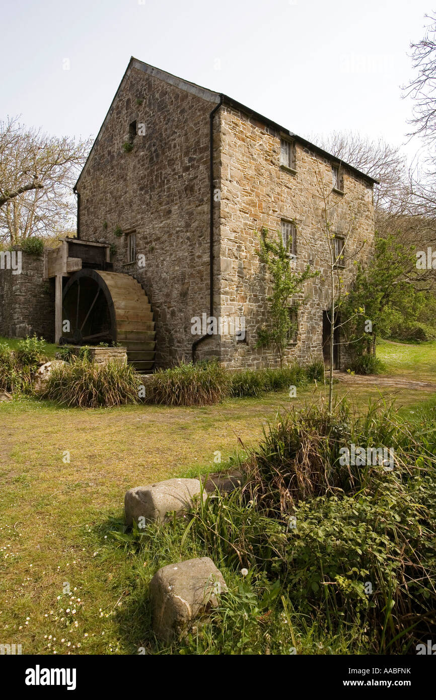 UK Cornwall Coombe village the old water mill Stock Photo - Alamy