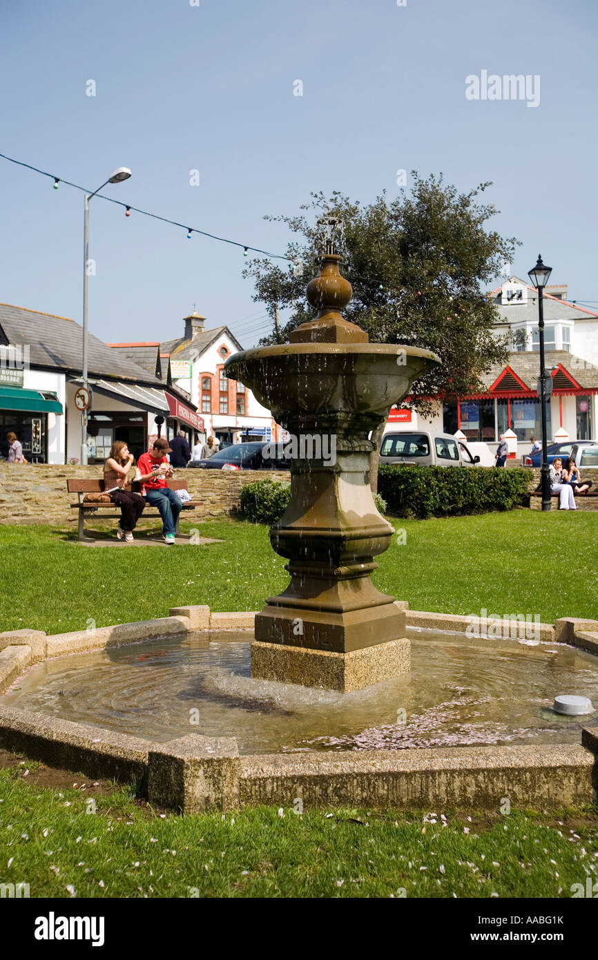 Bude town centre hi-res stock photography and images - Alamy