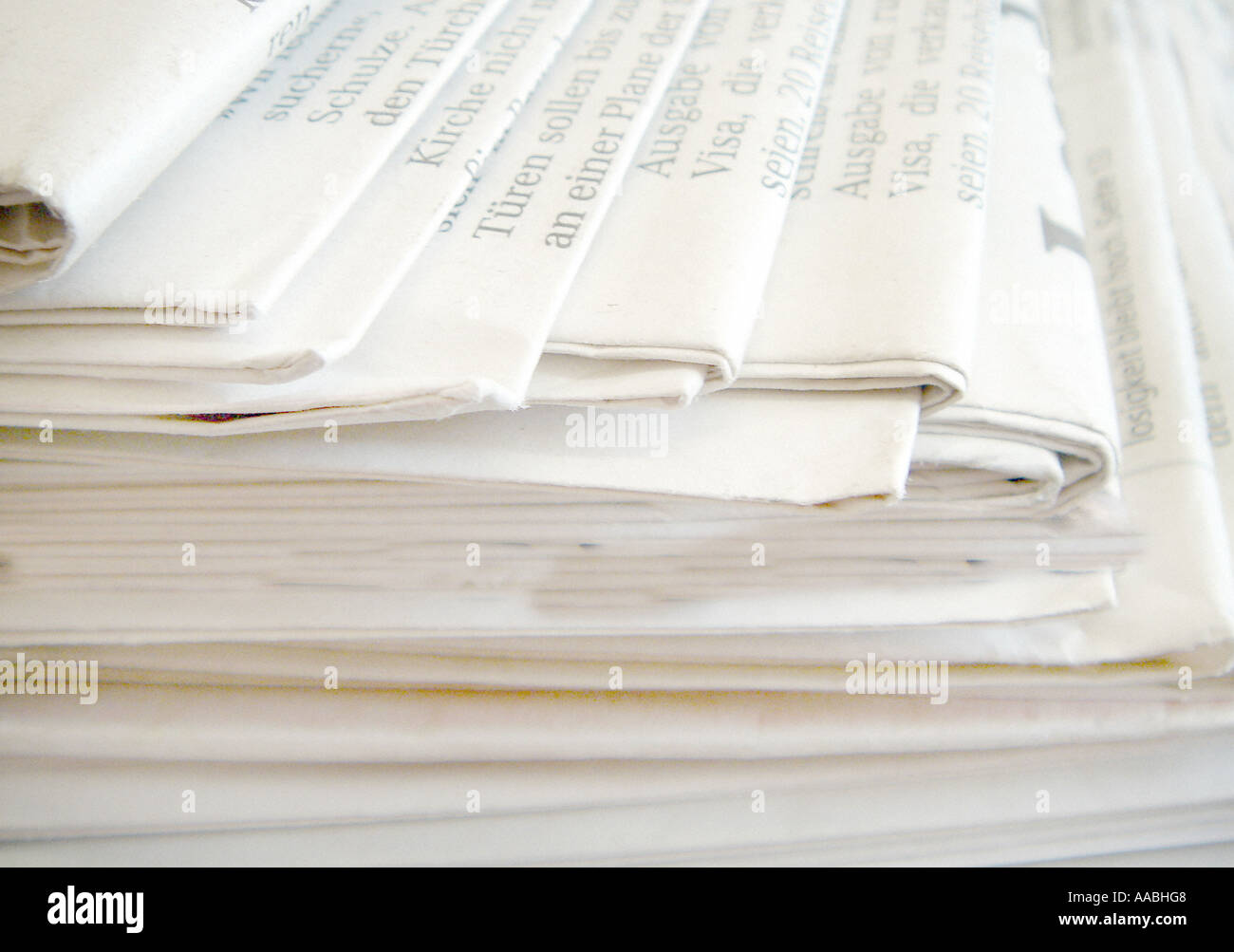 old newspaper paper pack Stock Photo - Alamy