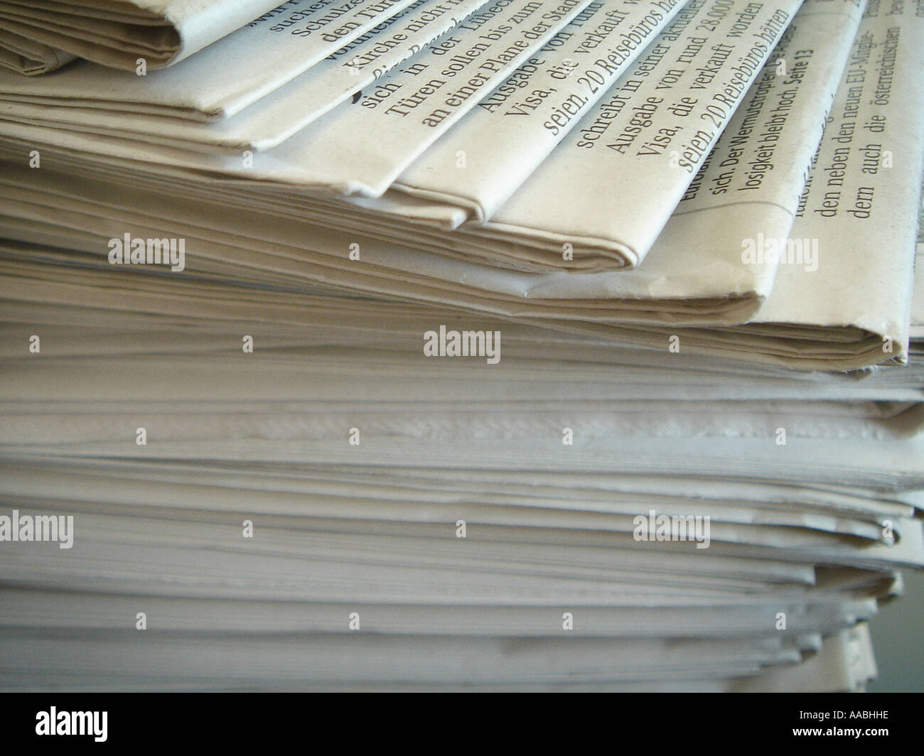 old newspaper paper pack Stock Photo - Alamy