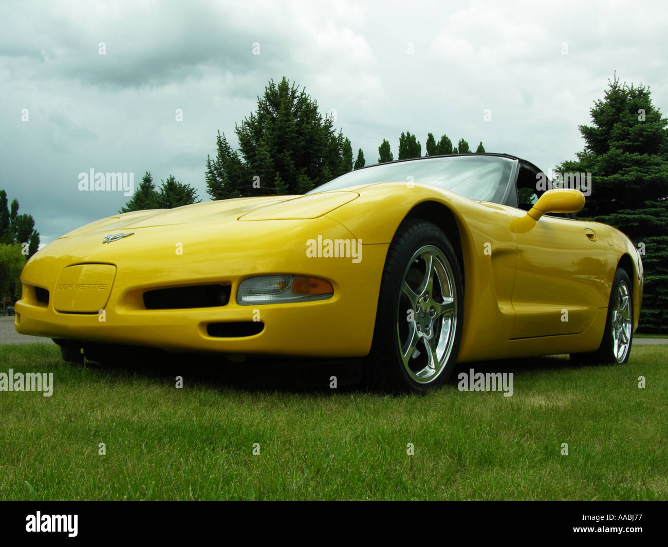 Yellow Sports Car Stock Photo - Alamy