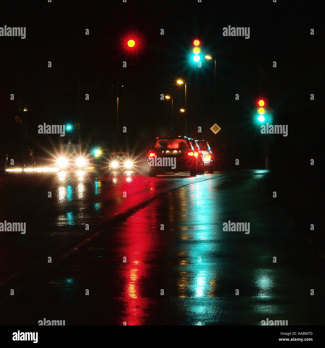 traffic at night Stock Photo - Alamy