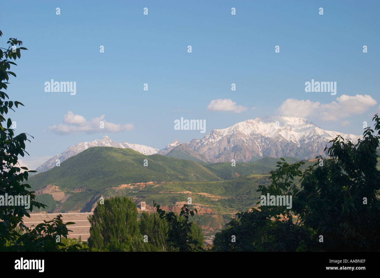 Chimgan mountains uzbekistan hi-res stock photography and images - Alamy