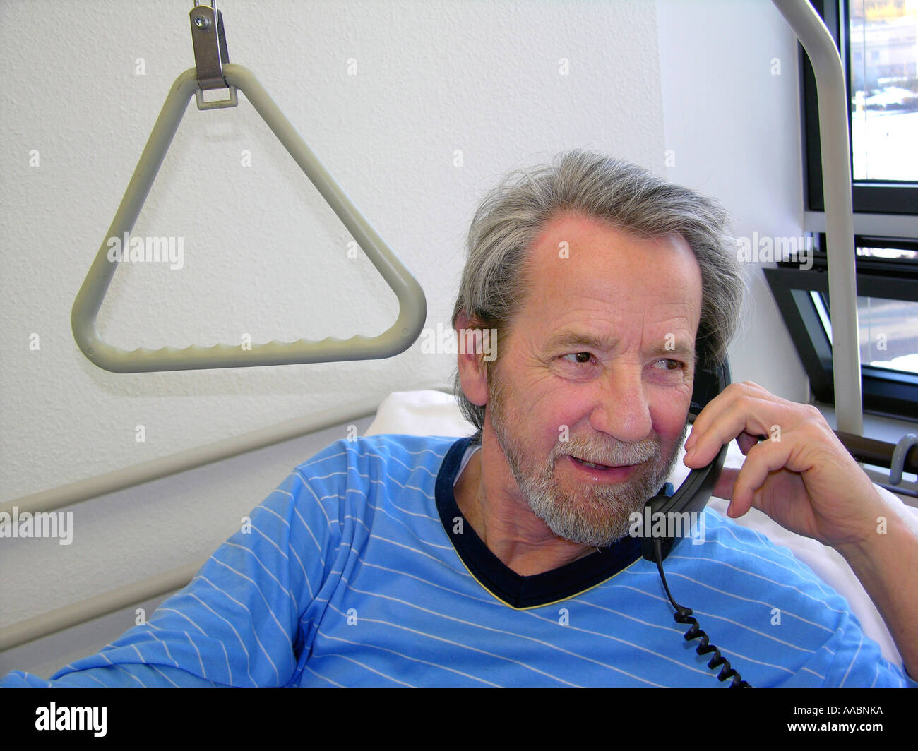 Hospital patient with telephone Stock Photo - Alamy