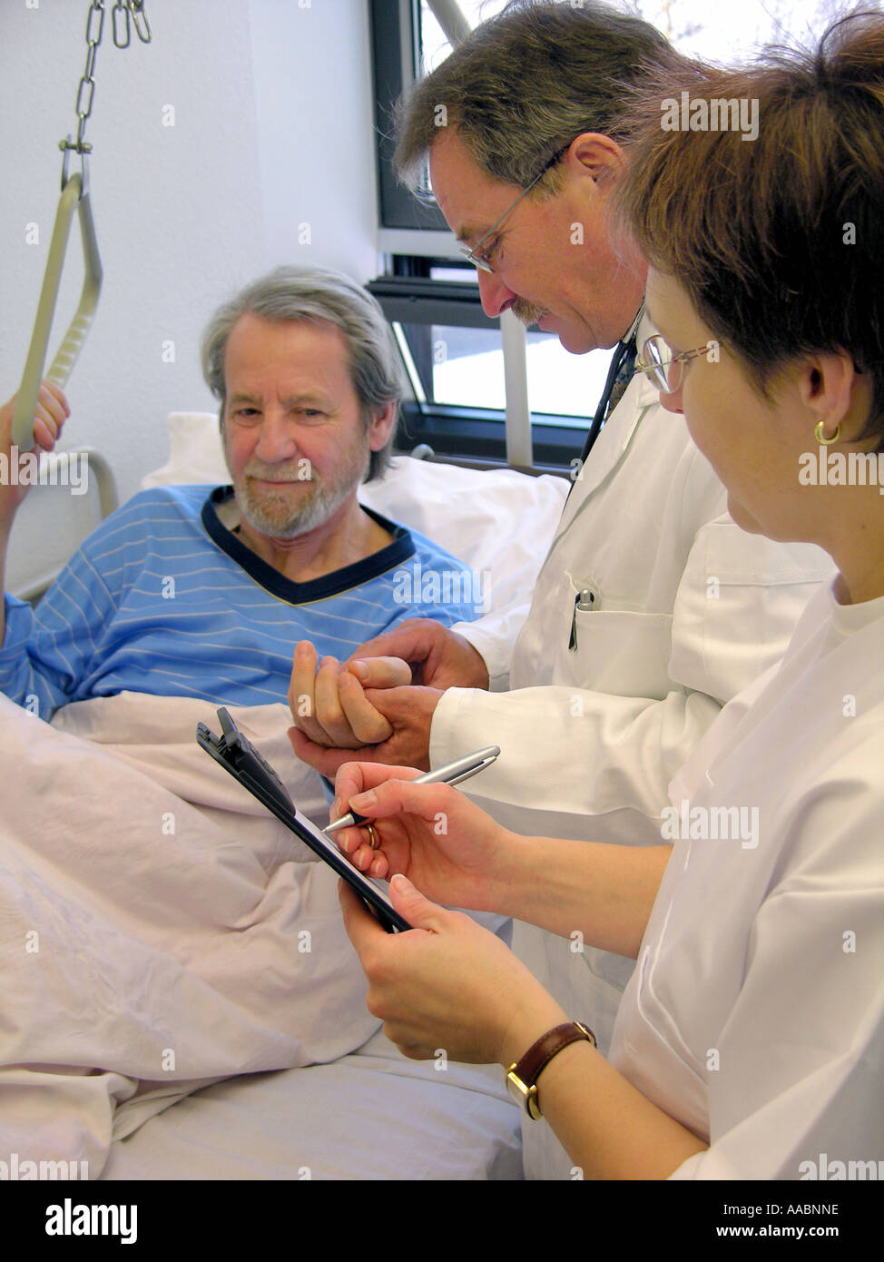 doctor's visit at hospital Stock Photo - Alamy