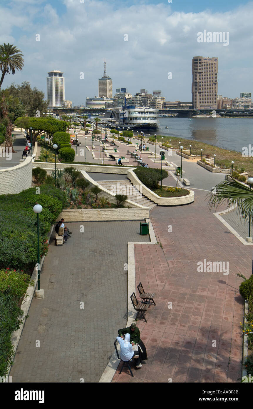 Cairo nile promenade hi-res stock photography and images - Alamy