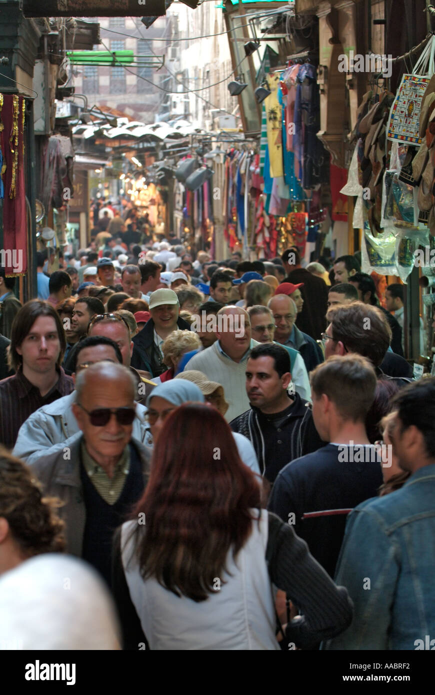 Busy streets around Khan al-Khalili, (Muski Street), Cairo, Egypt Stock ...