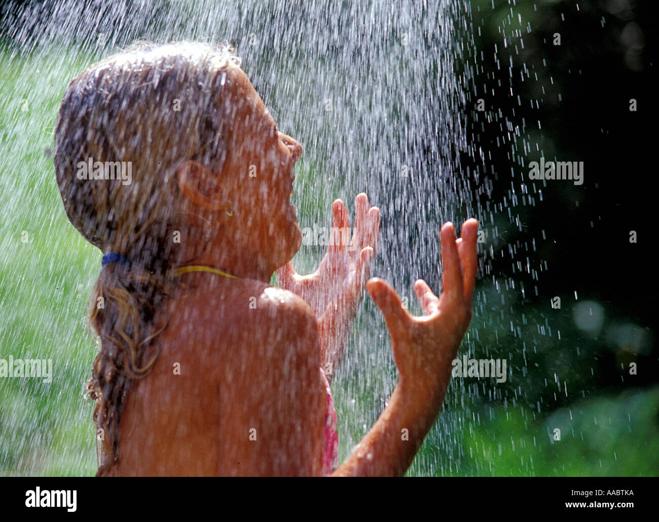 Funny shower pictures hi-res stock photography and images - Alamy