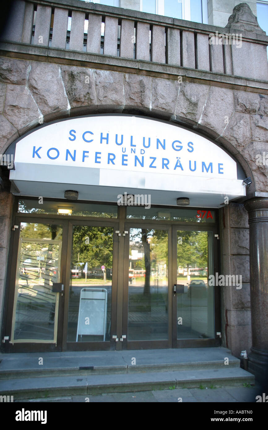 Political meeting rooms hi-res stock photography and images - Alamy