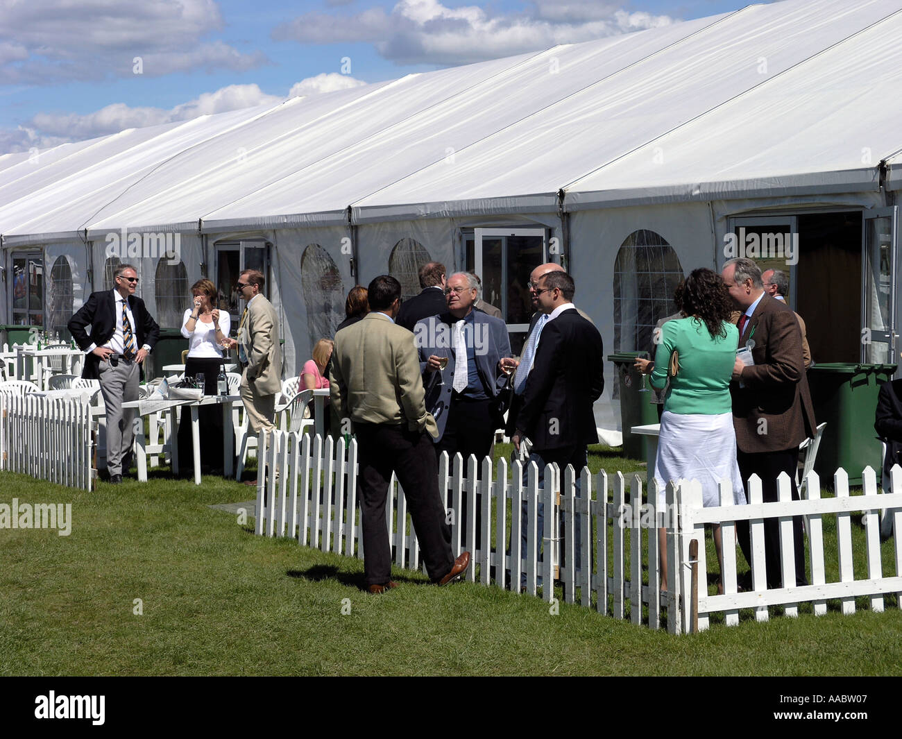 Cartmel racecourse hi-res stock photography and images - Alamy