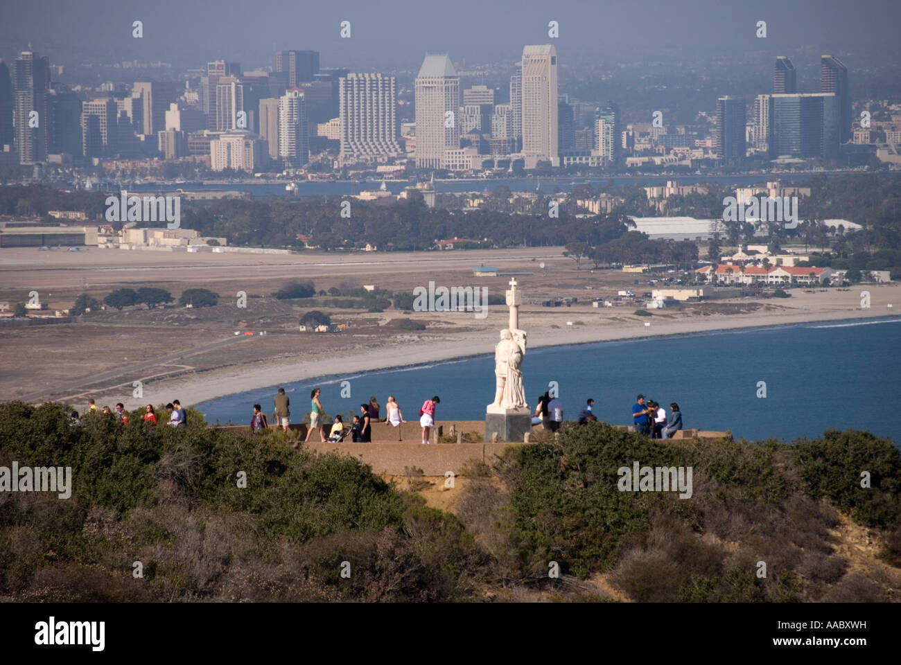 Statue of Juan Rodriguez Cabrillo at Cabrillo National Monument ...
