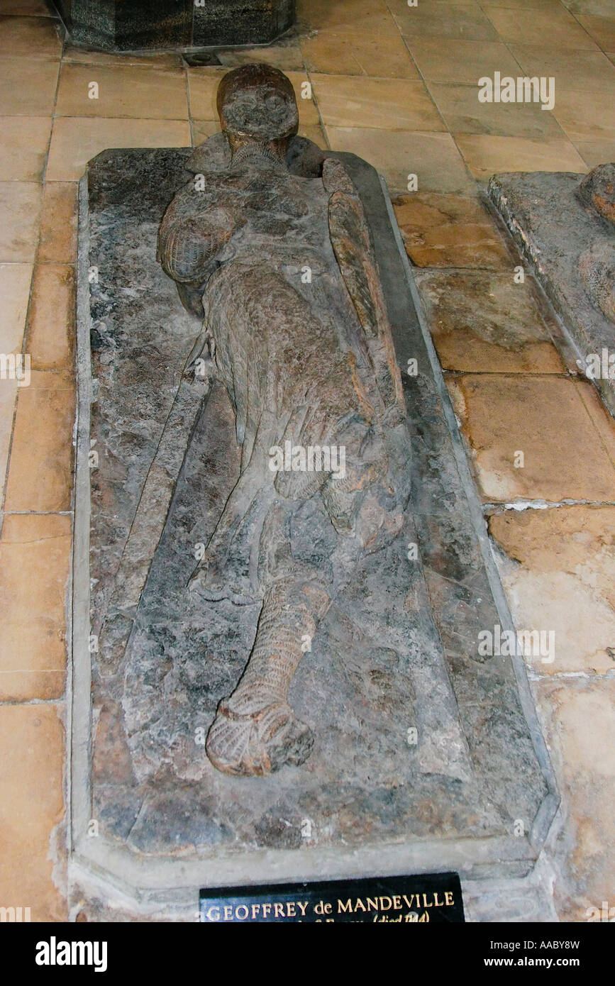 The effigy of Geoffrey de Mandeville [Templar Knight] Stock Photo - Alamy
