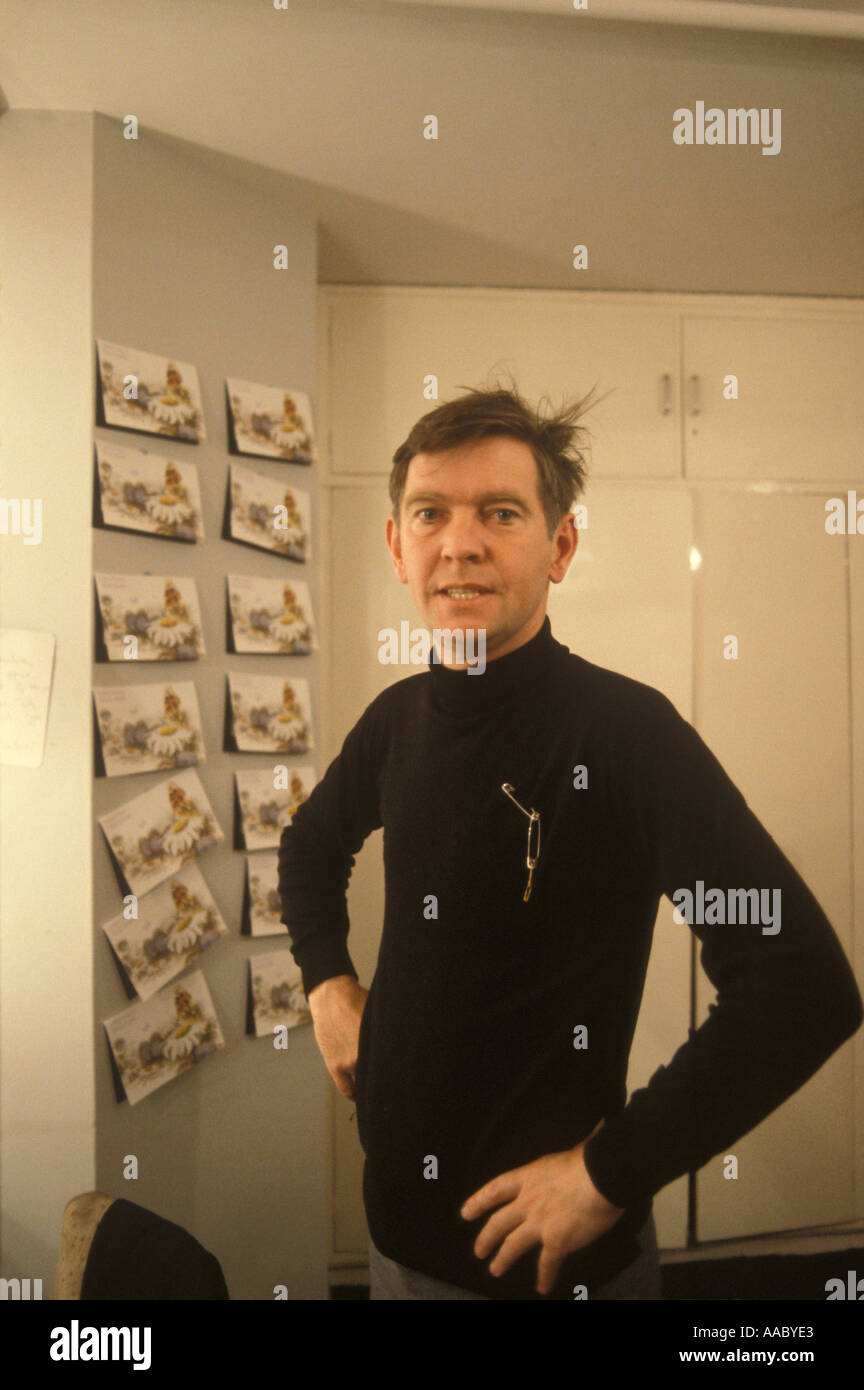 Tom Courtenay portrait actor dressing room at the Queens Theatre ...