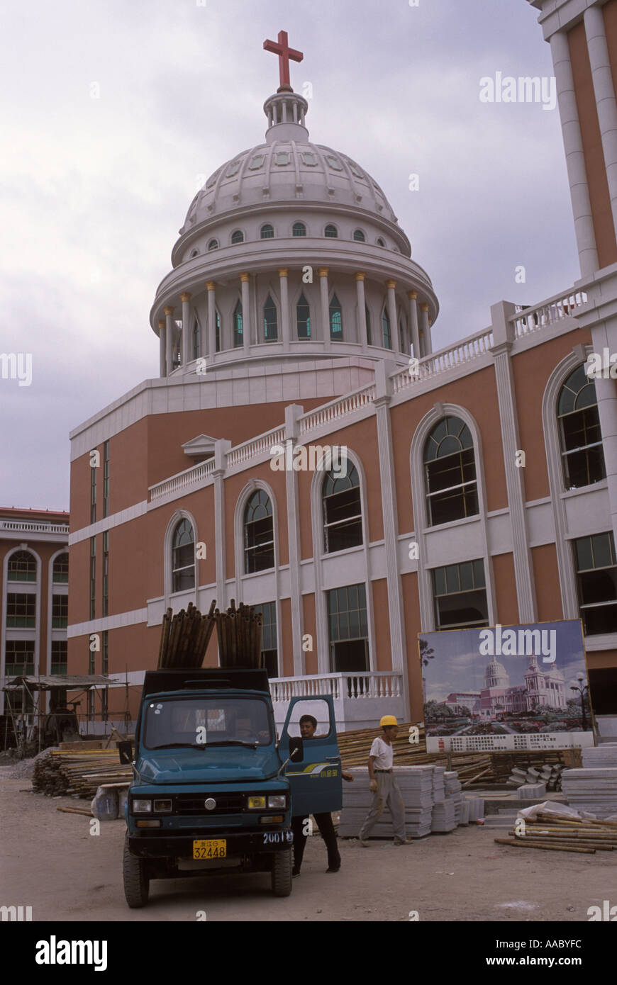 Church construction 2000s China Building the modern Giving New Life ...