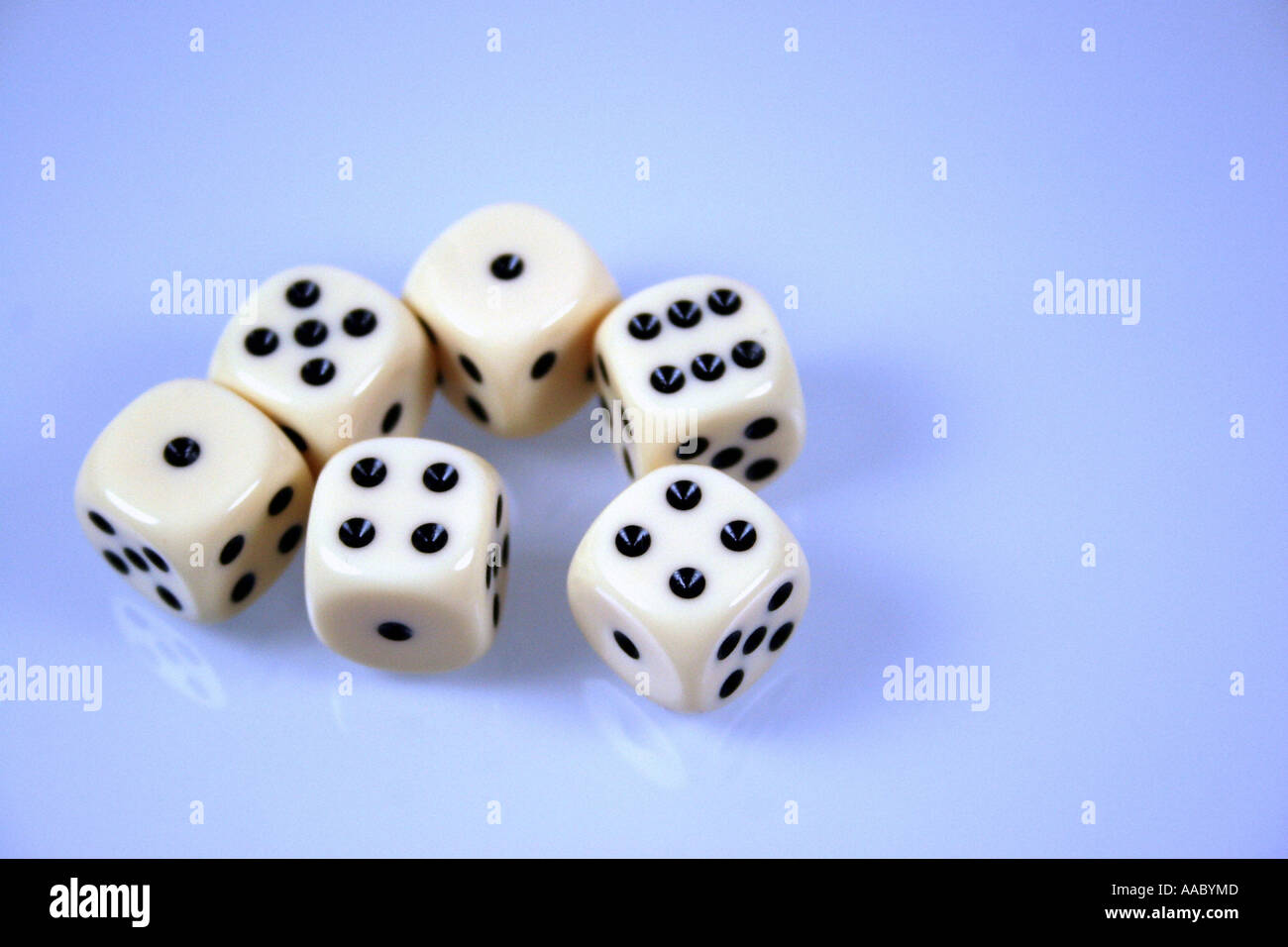 Cube number eyes cubes hi-res stock photography and images - Alamy