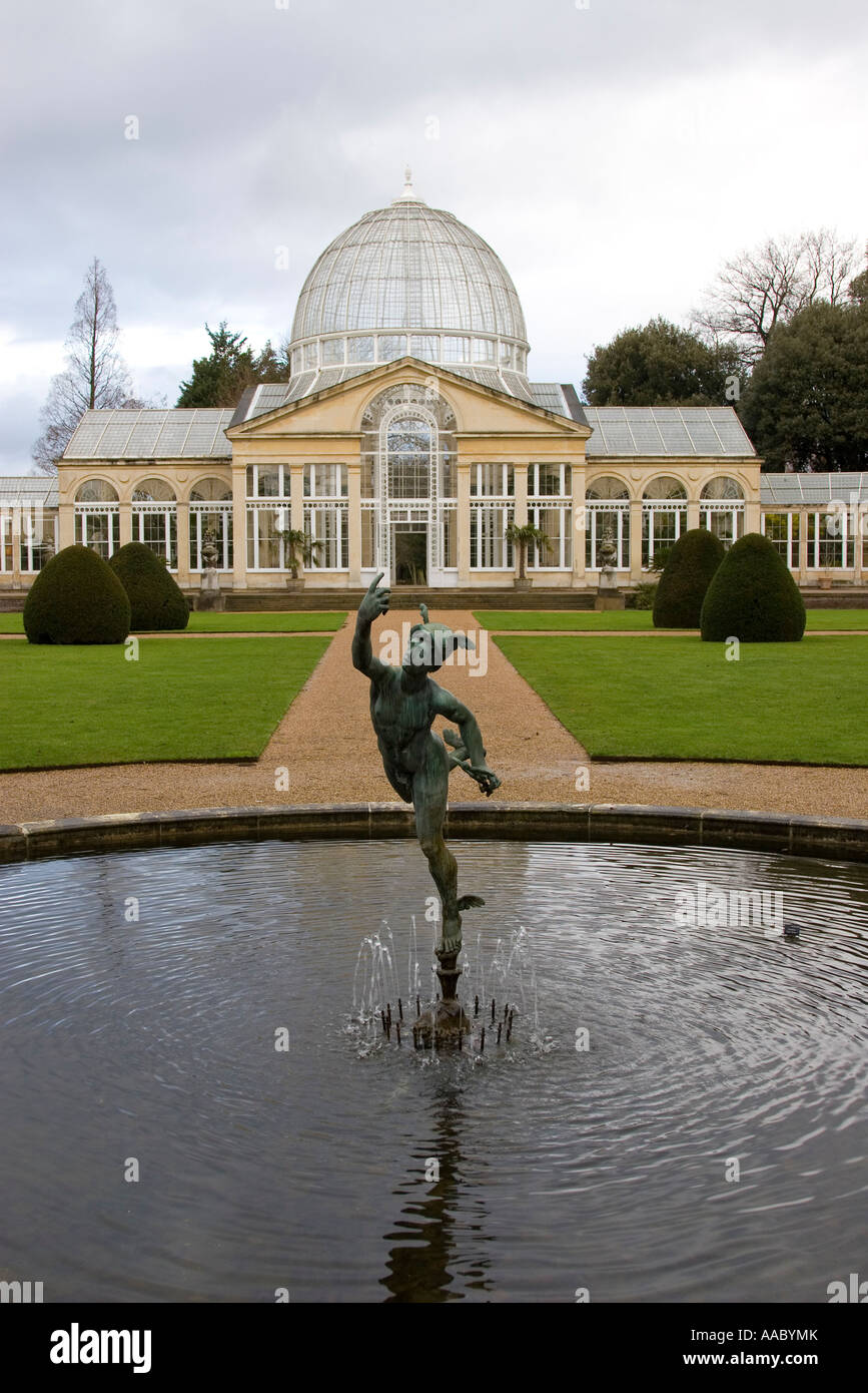 The Great Conservatory and statue of Mercury at Syon Park West London ...