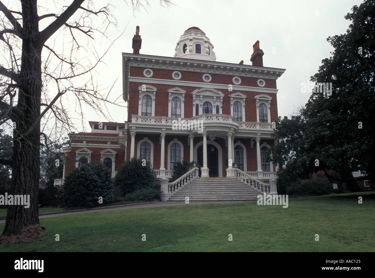 Macon georgia hay house hi-res stock photography and images - Alamy