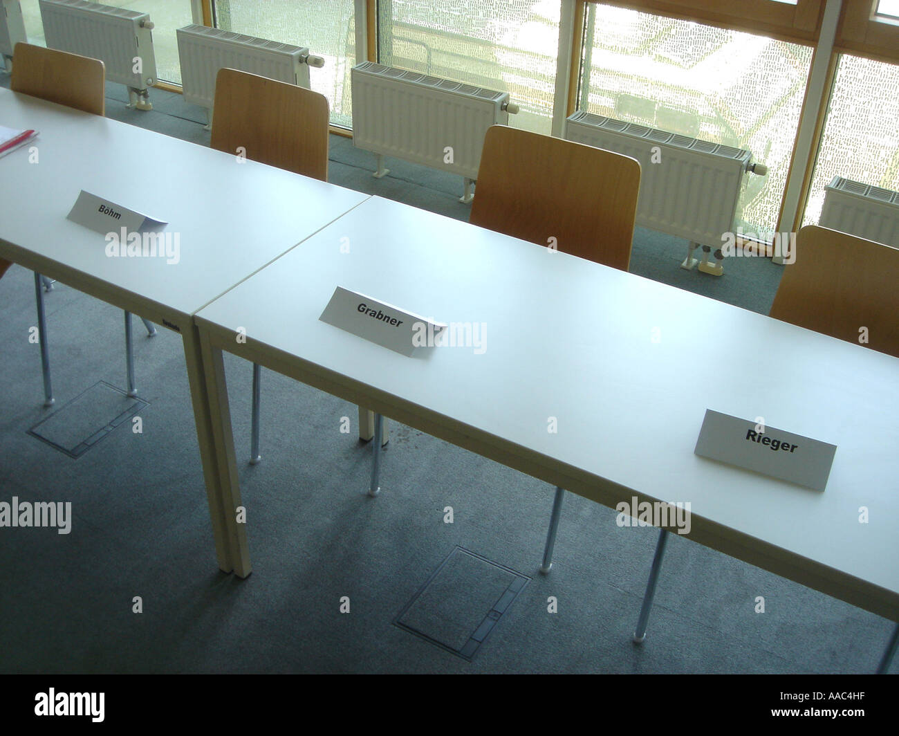 Empty conference room Stock Photo - Alamy