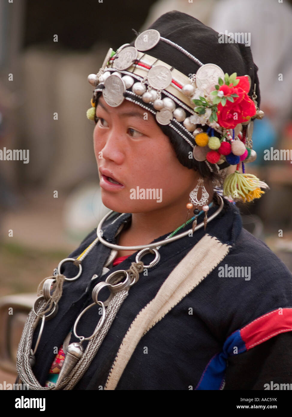 Laos market girls hi-res stock photography and images - Alamy