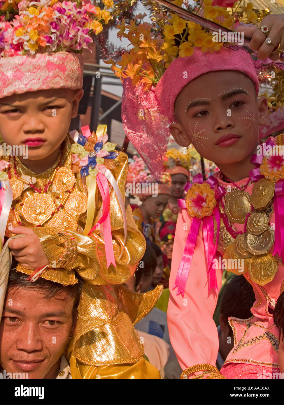 Novice monks parade in hi-res stock photography and images - Alamy