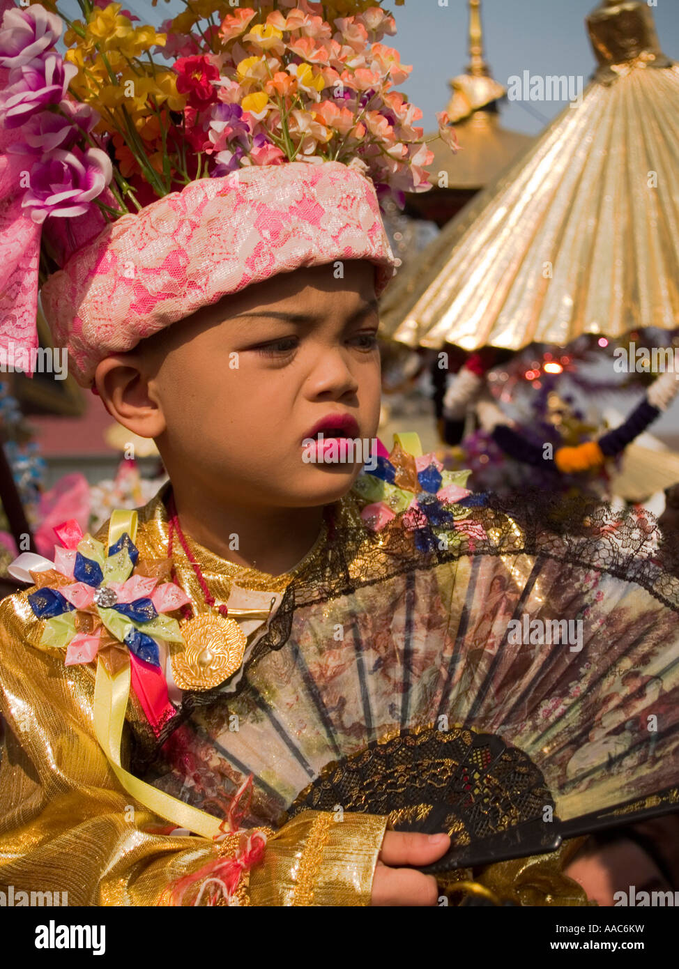 Monk fan hi-res stock photography and images - Alamy