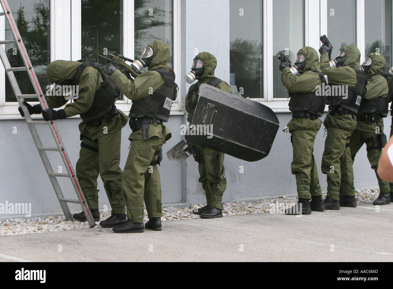 Anti terror unit hi-res stock photography and images - Alamy