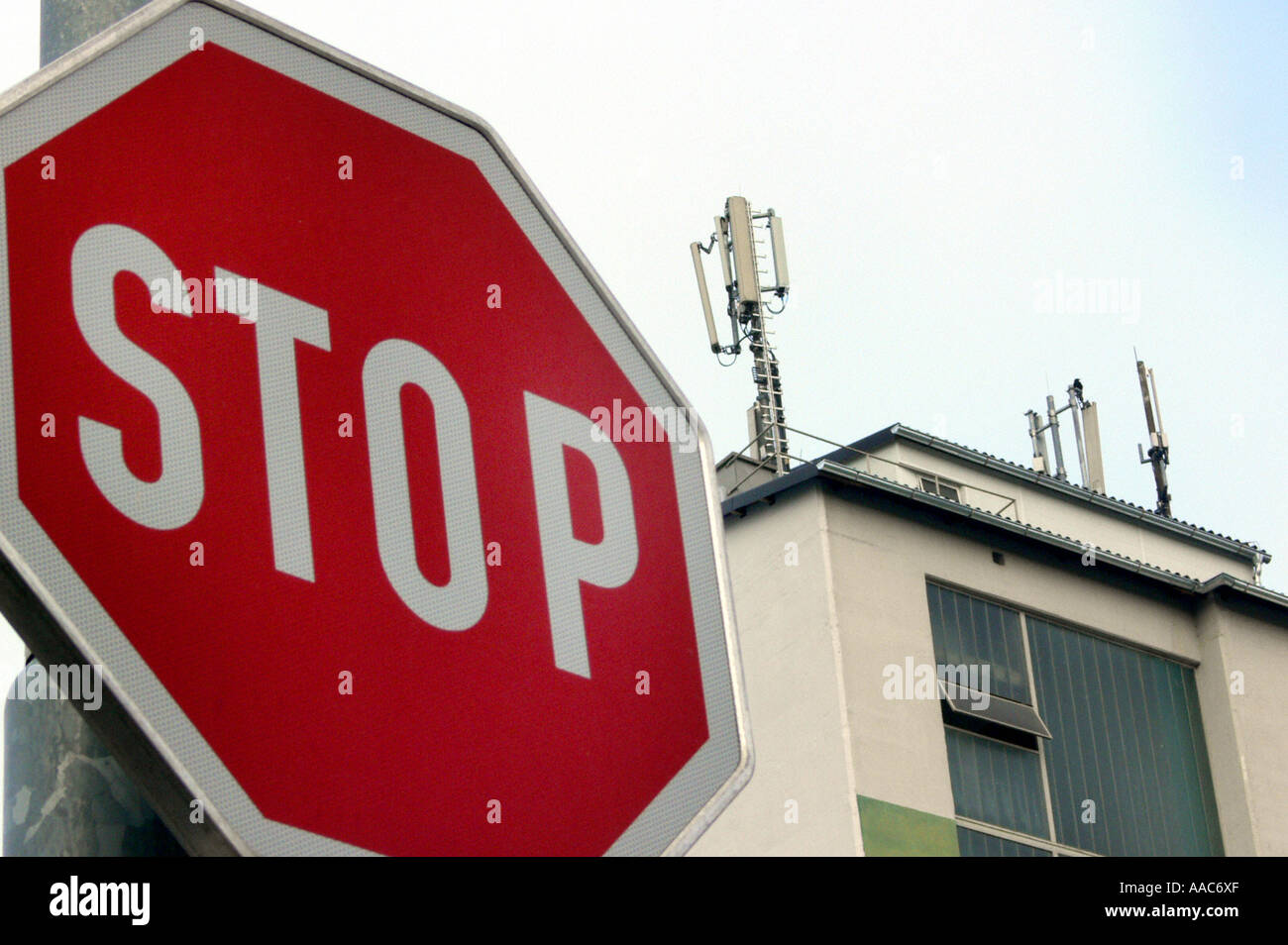 Symbols transmitter hi-res stock photography and images - Alamy