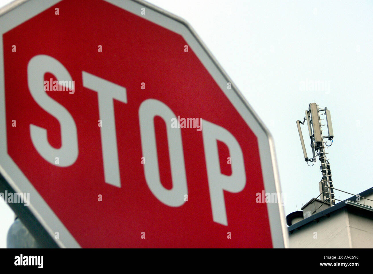 Symbols transmitter hi-res stock photography and images - Alamy