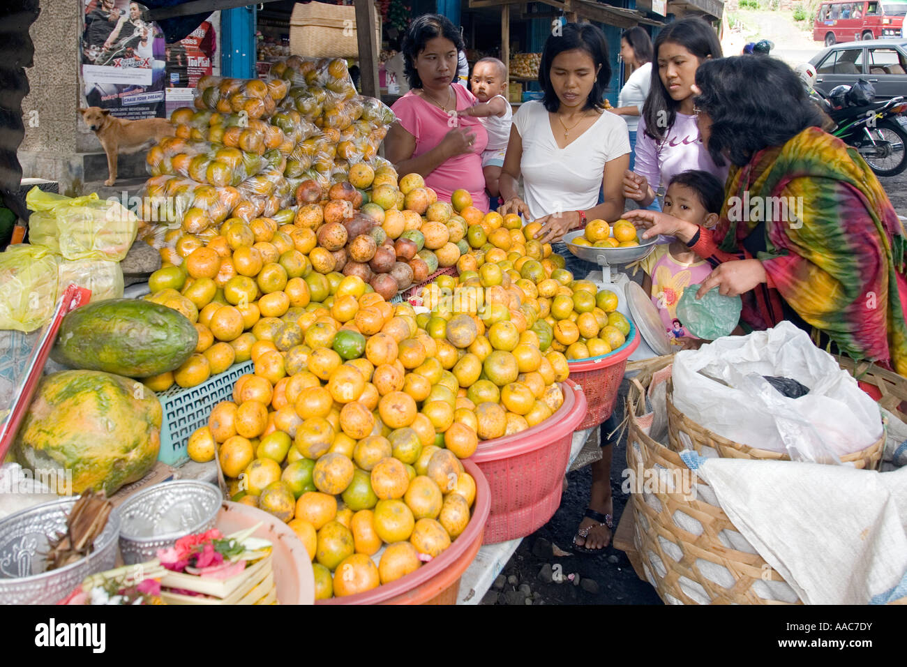 Market stall Bali Indonesia Stock Photo - Alamy