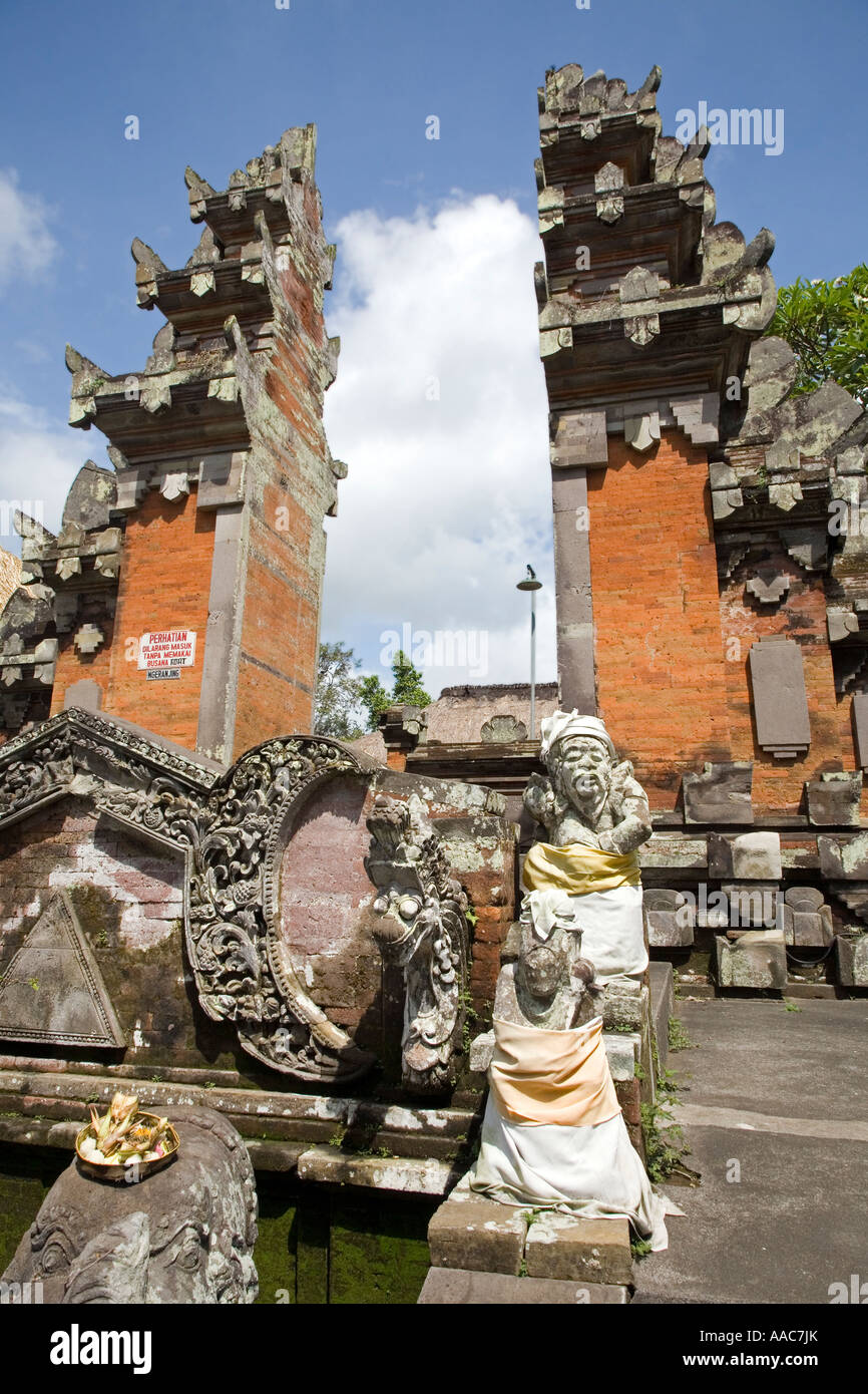 Pejeng temple hi-res stock photography and images - Alamy