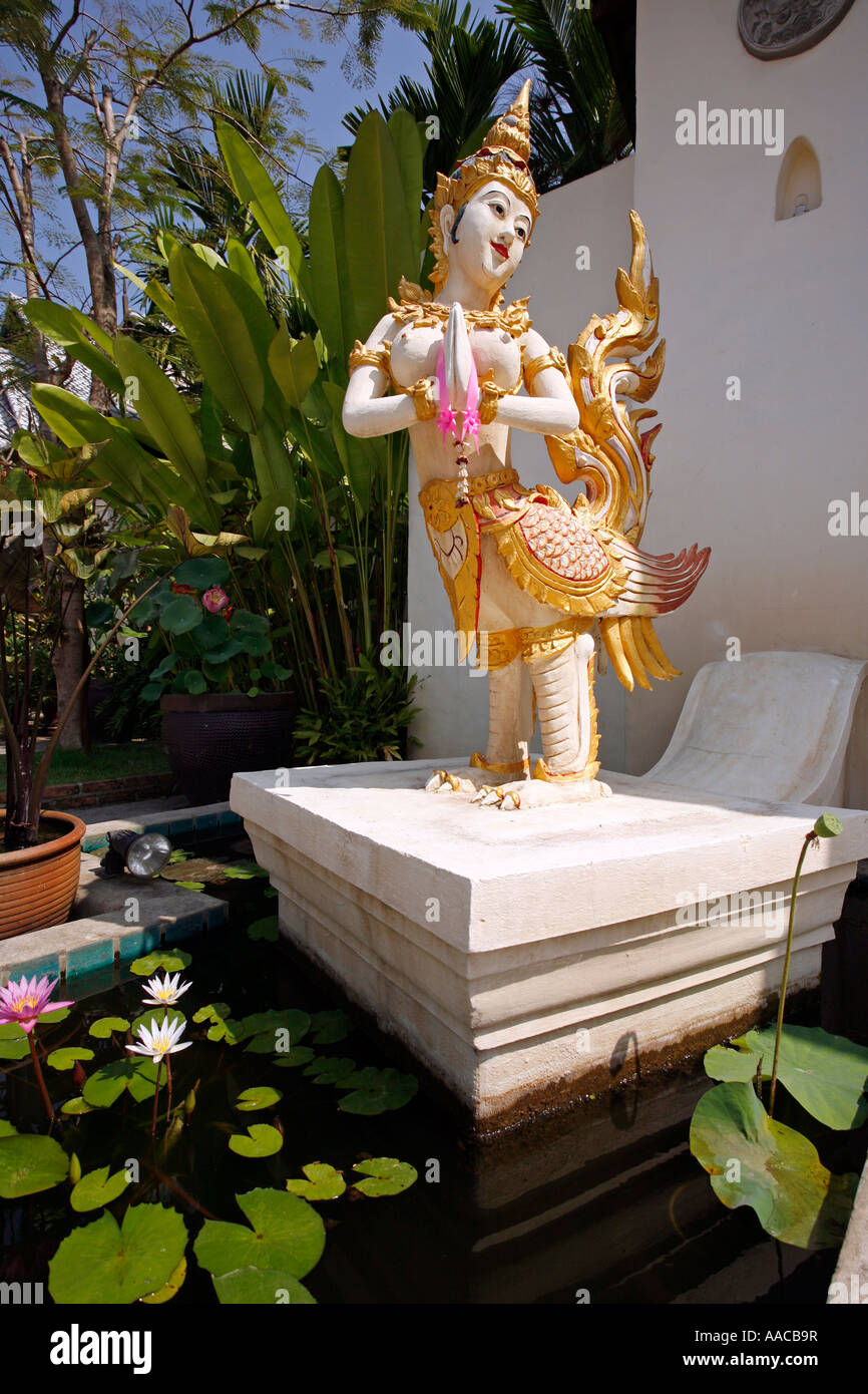 The shrine shop hi-res stock photography and images - Alamy