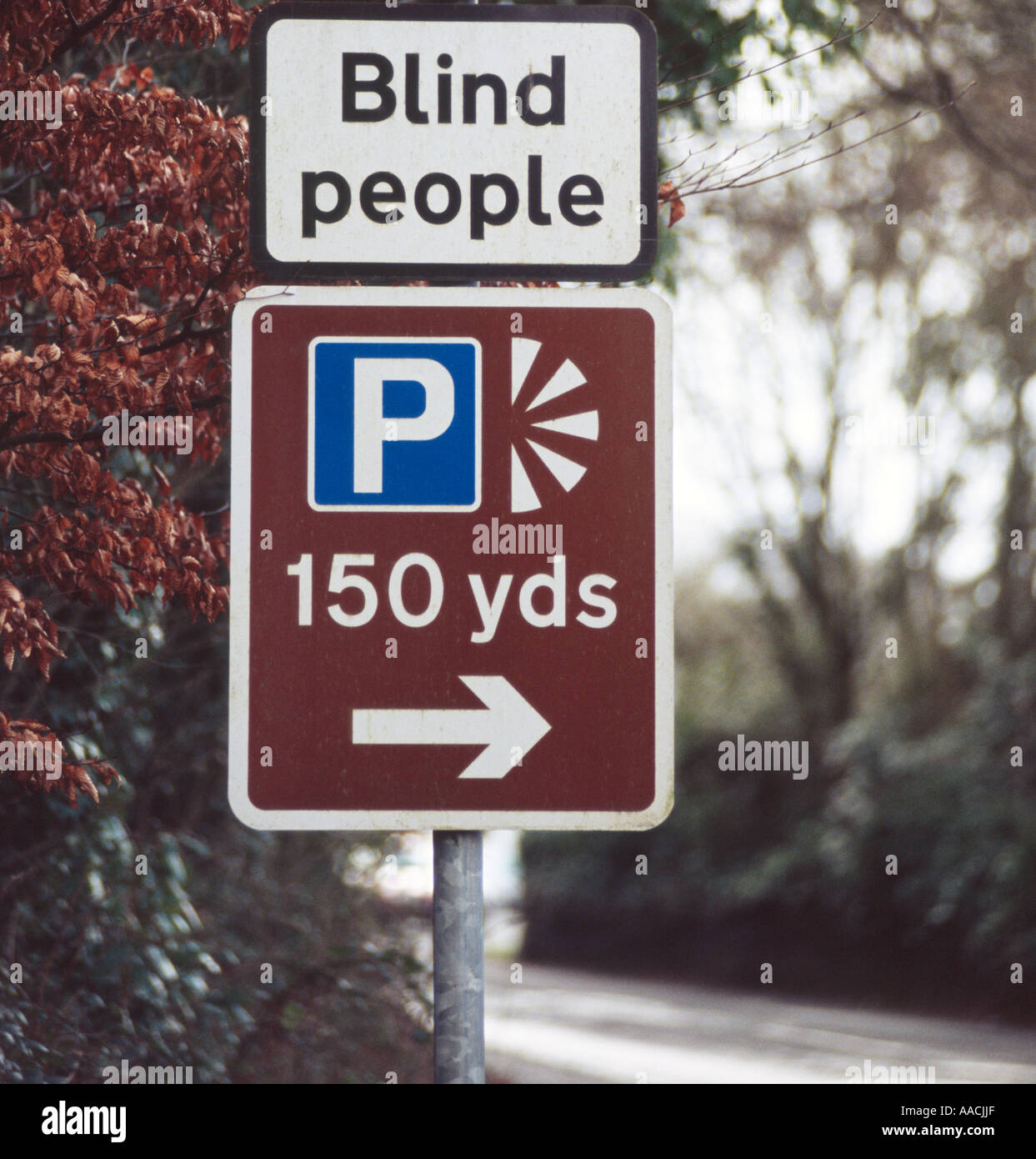 Blind road hi-res stock photography and images - Alamy