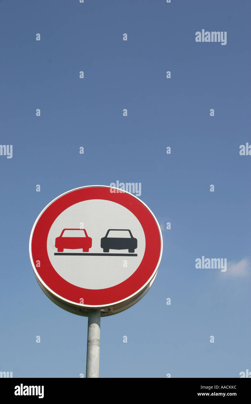 no passing sign Stock Photo - Alamy