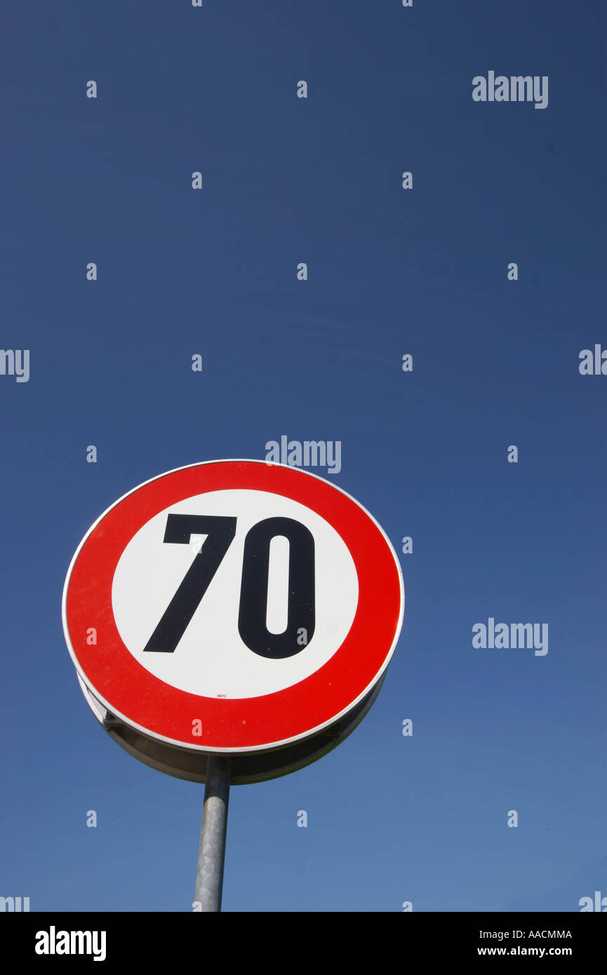 Speed limiting 70 kmh Stock Photo - Alamy