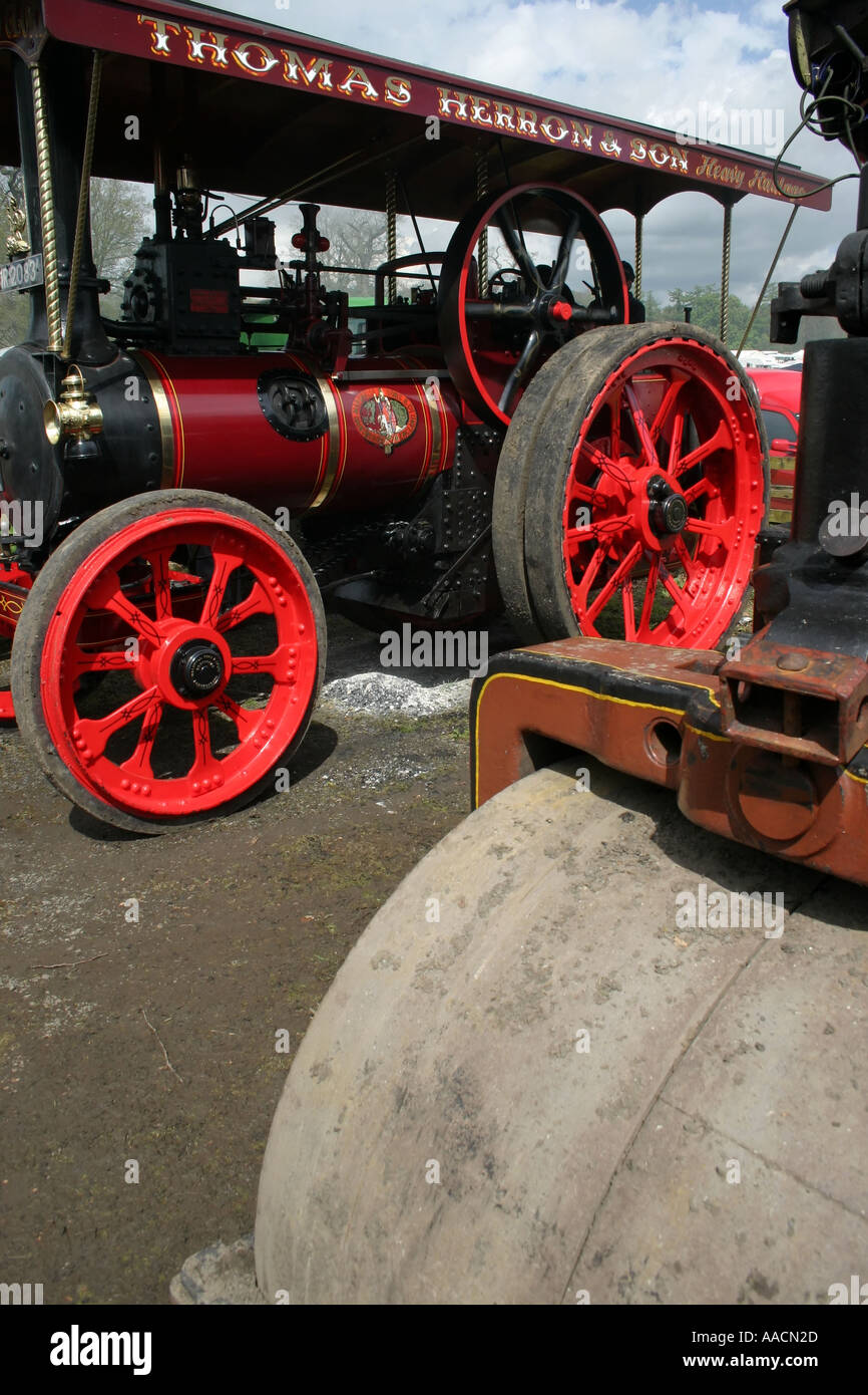 Traction engines hi-res stock photography and images - Alamy