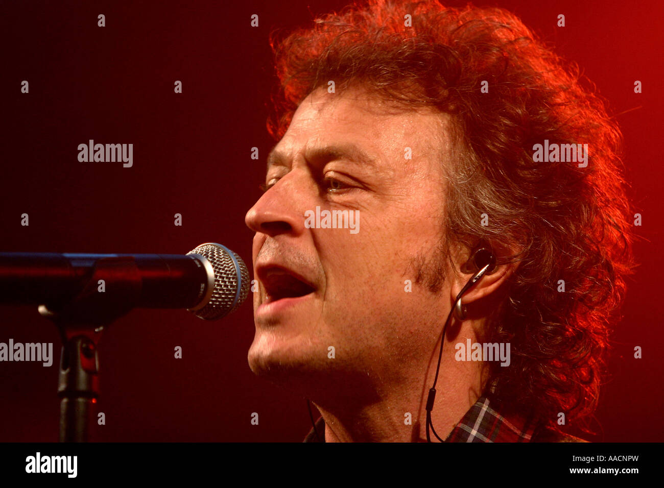 Bandleader hi-res stock photography and images - Alamy