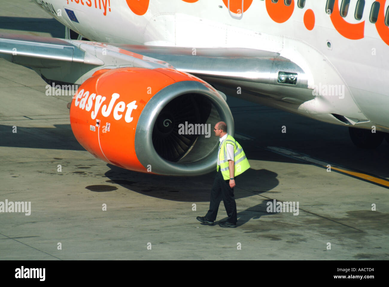 Nacelle hi-res stock photography and images - Alamy