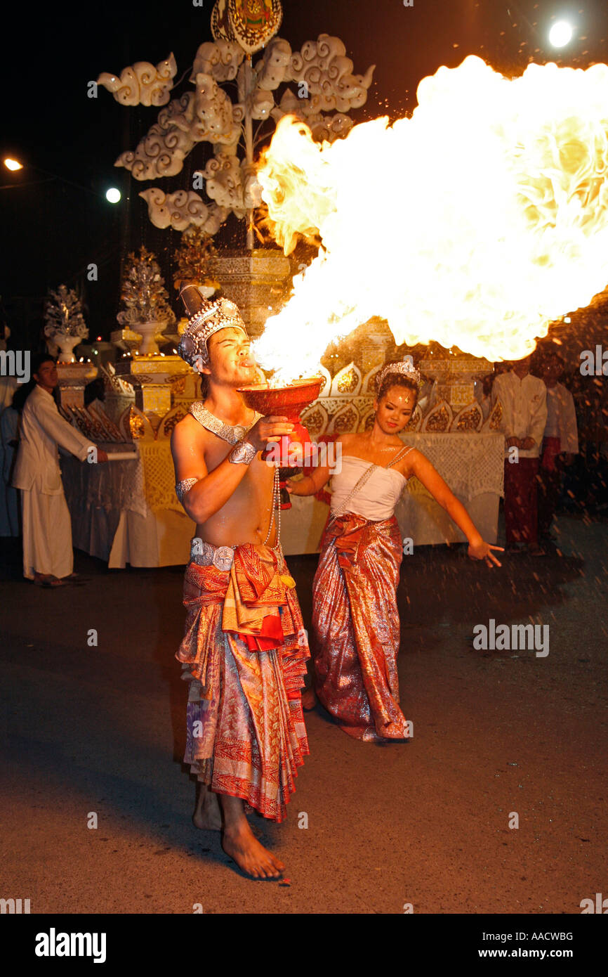 Flame thrower hi-res stock photography and images - Alamy