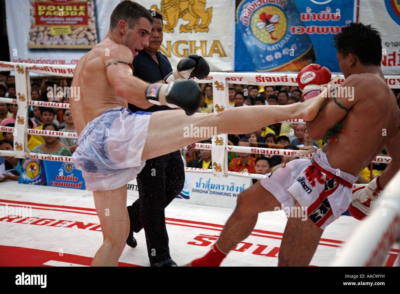 Thai boxing Chiang Mai Thailand Stock Photo - Alamy