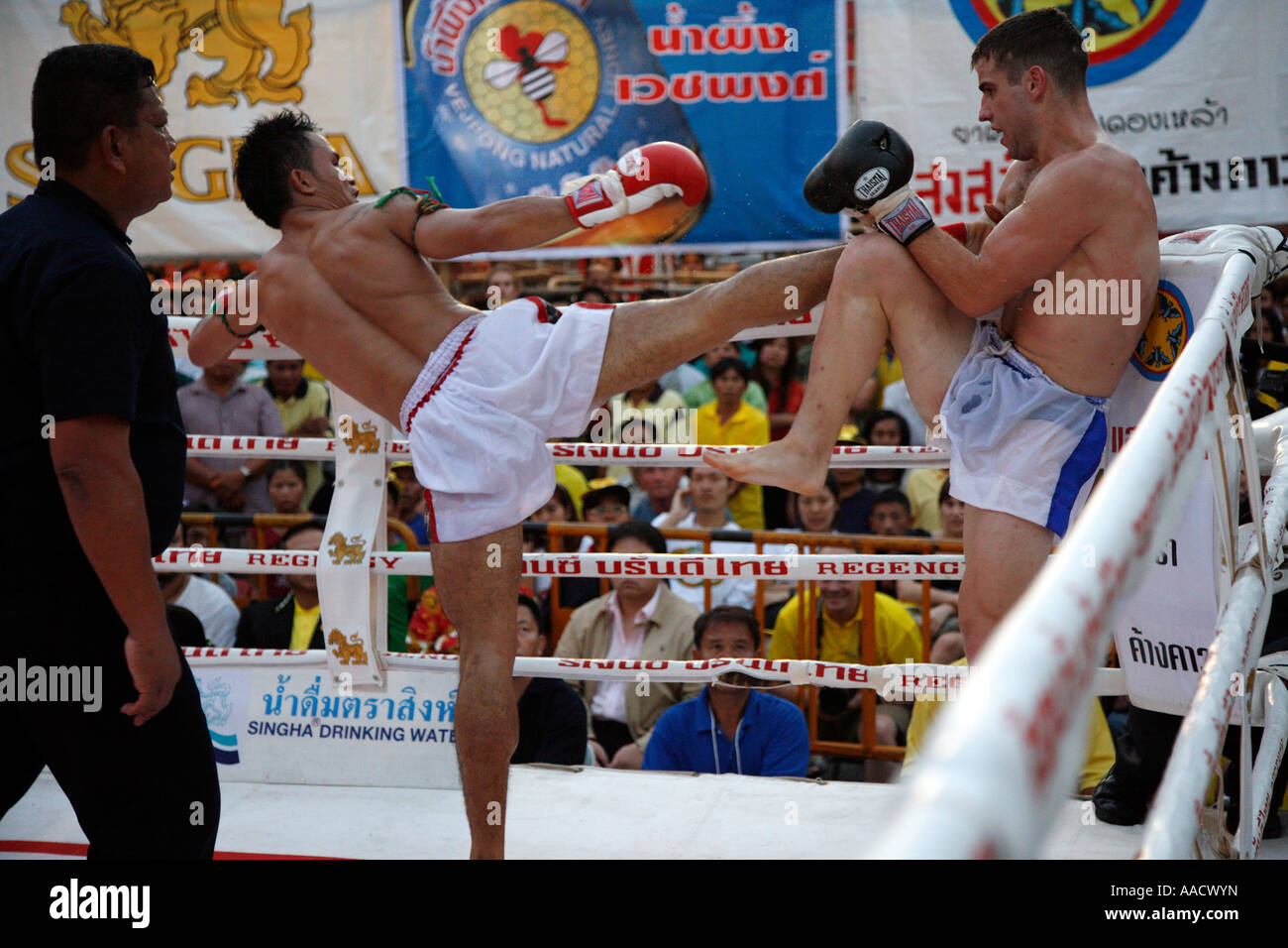 Thai boxing Chiang Mai Thailand Stock Photo - Alamy