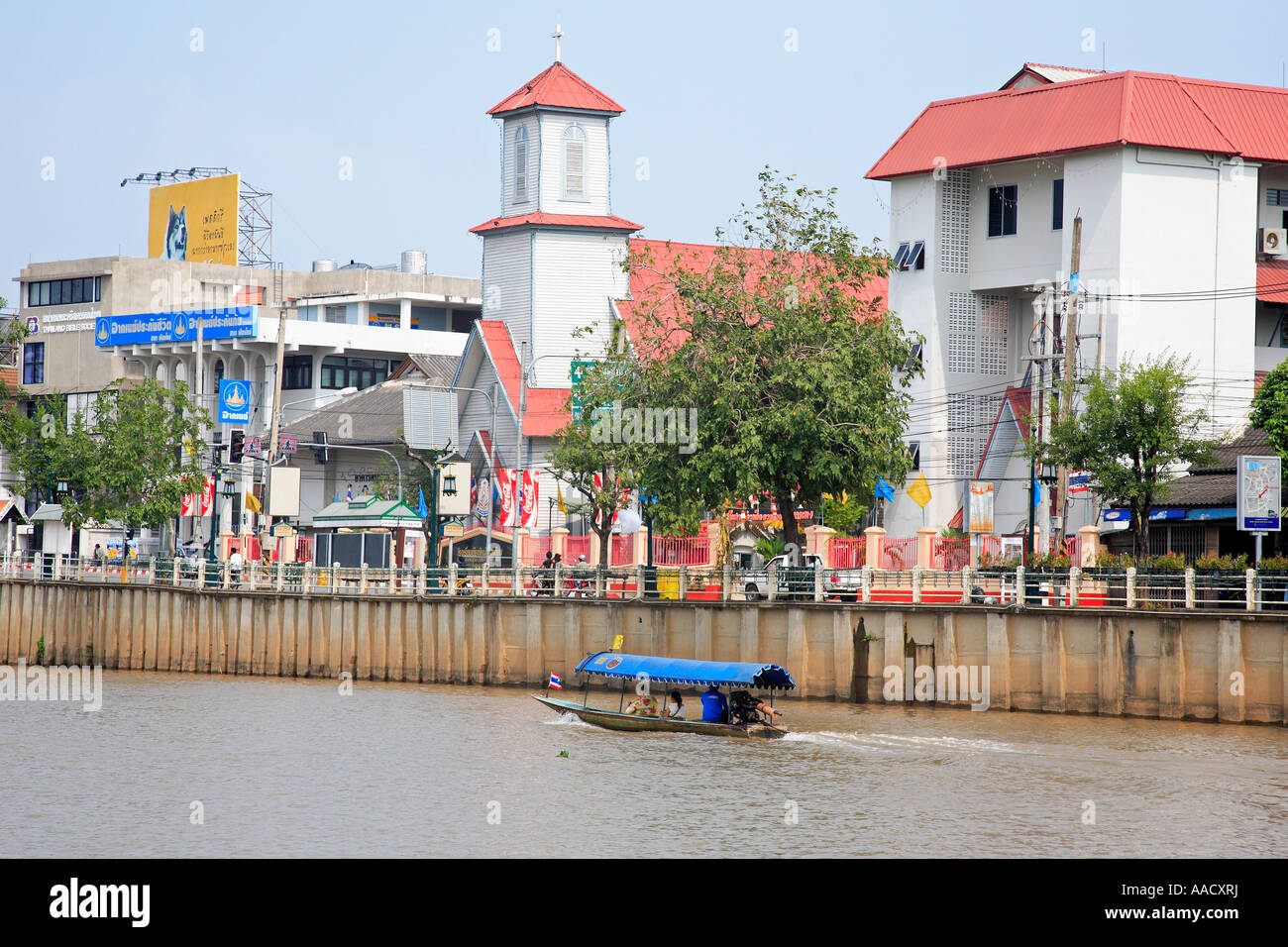 Chiang mai ping river boat hi-res stock photography and images - Alamy