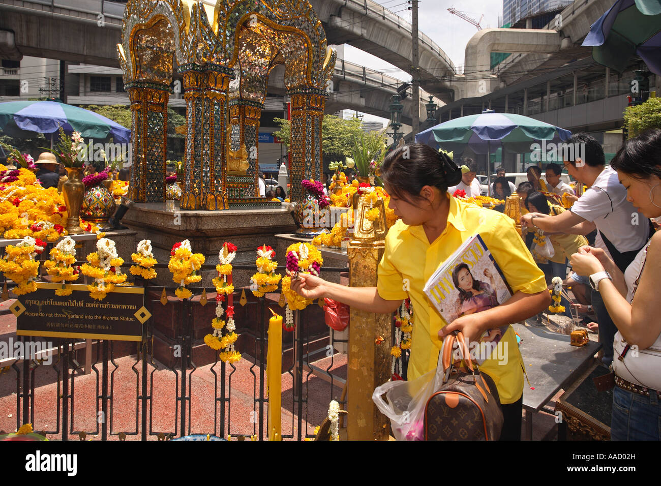 Erewan Shrine Bangkok Thailand Stock Photo - Alamy