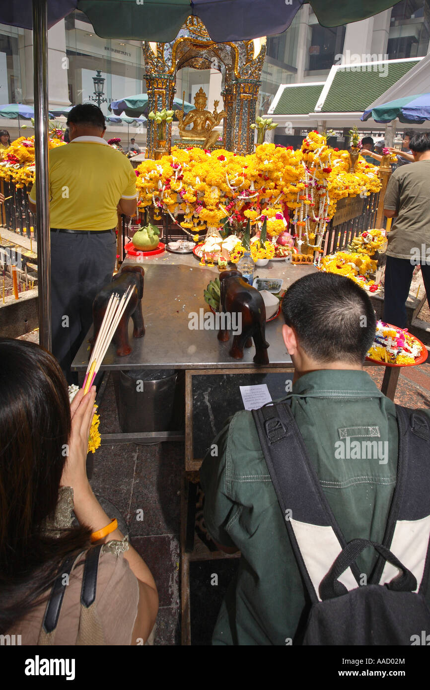 Erewan Shrine Bangkok Thailand Stock Photo - Alamy