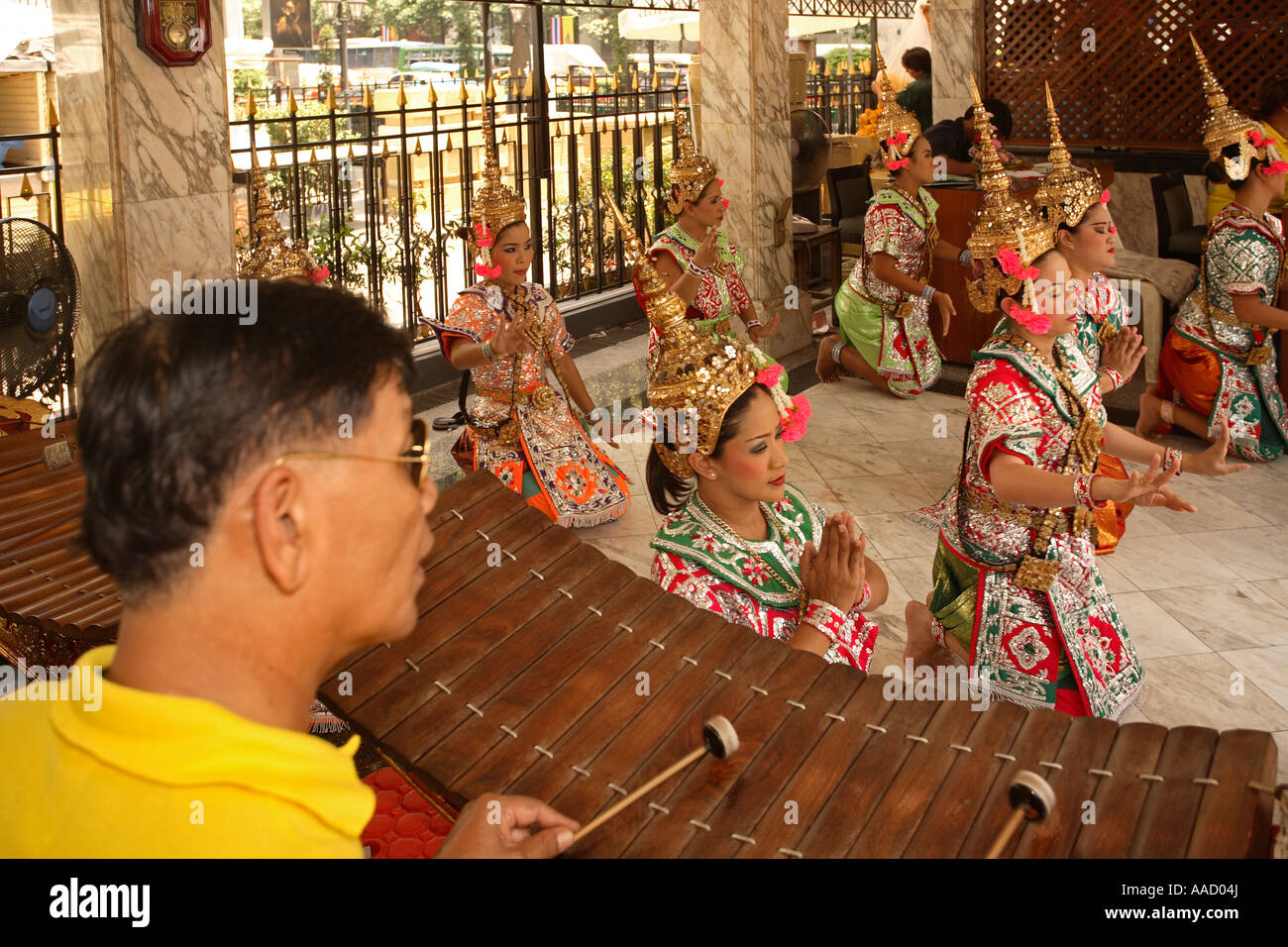 Erewan Shrine Bangkok Thailand Stock Photo - Alamy