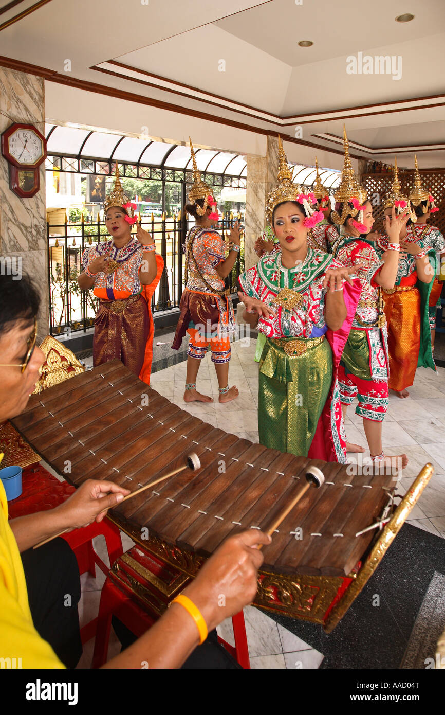 Erewan Shrine Bangkok Thailand Stock Photo - Alamy