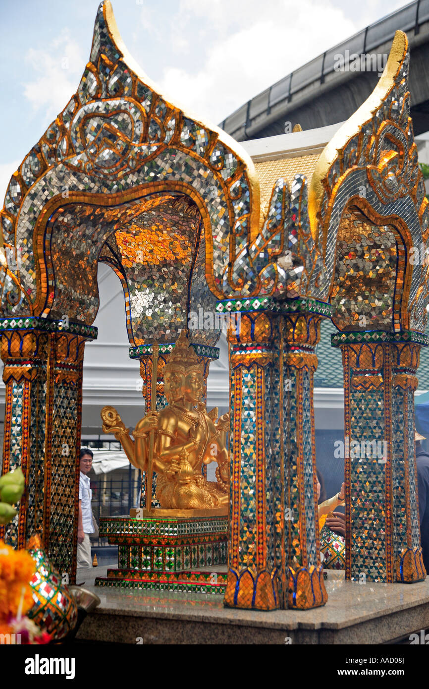 Erewan shrine hi-res stock photography and images - Alamy