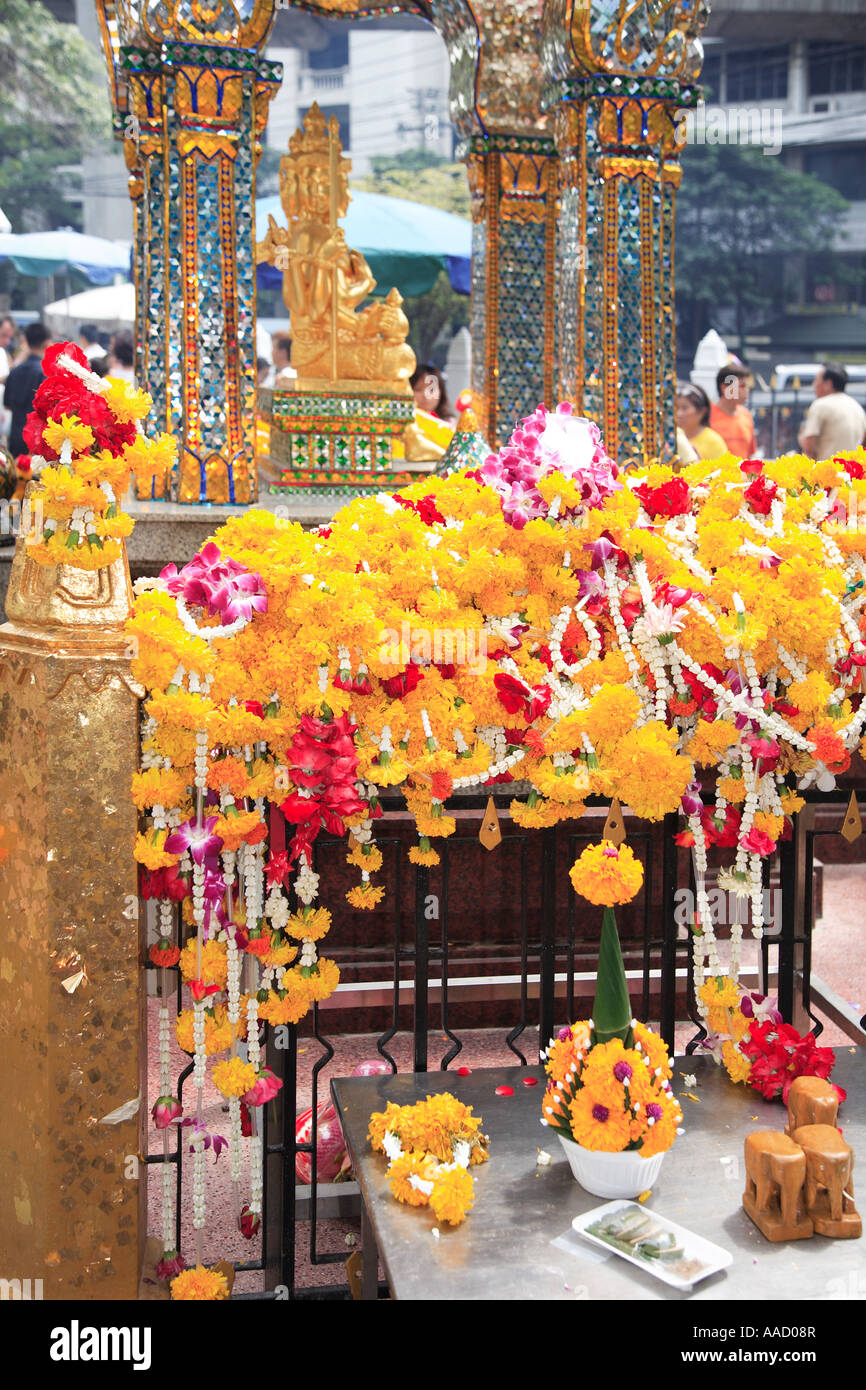 Erewan Shrine Bangkok Thailand Stock Photo - Alamy