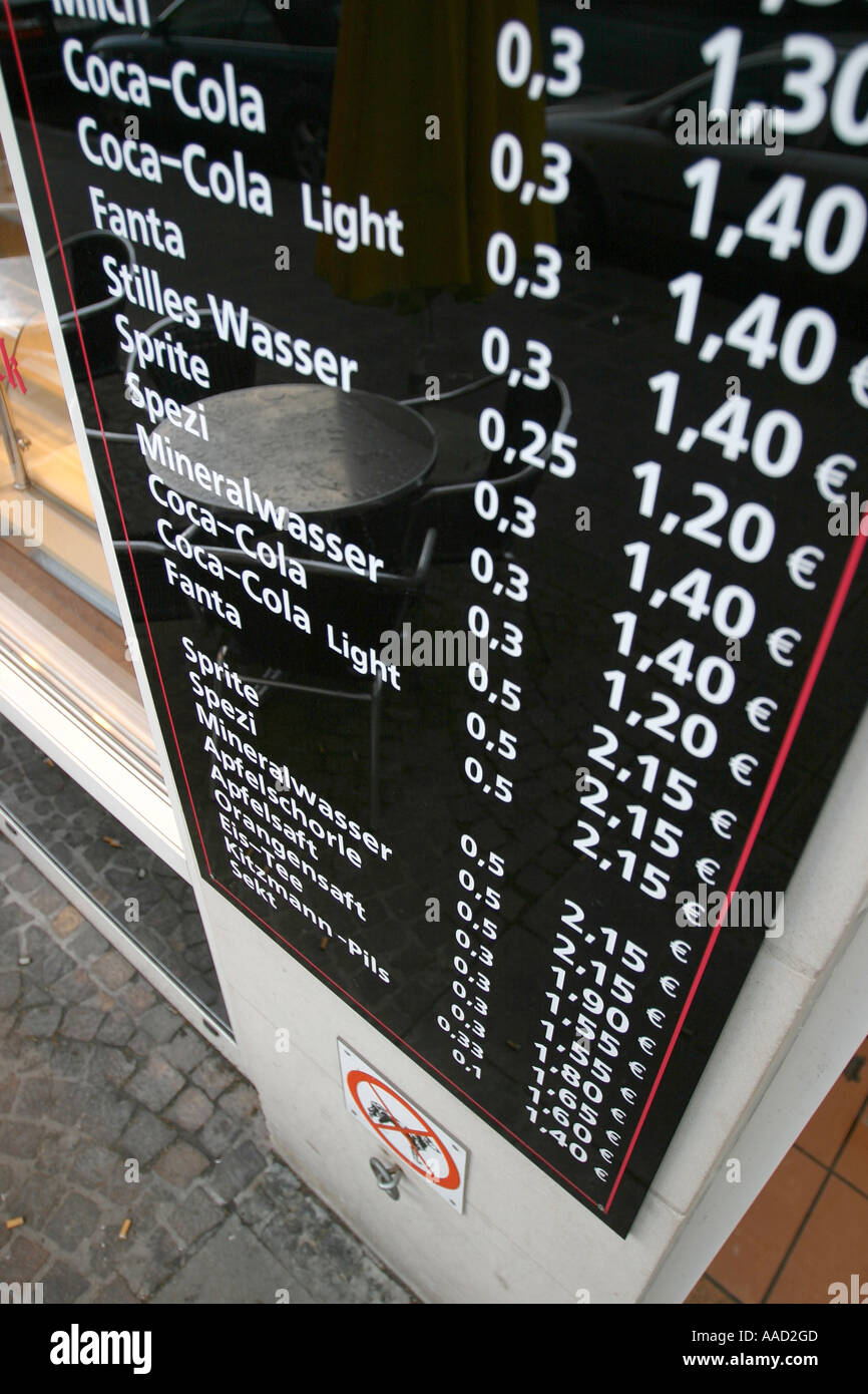 Bar disbursement hi-res stock photography and images - Alamy